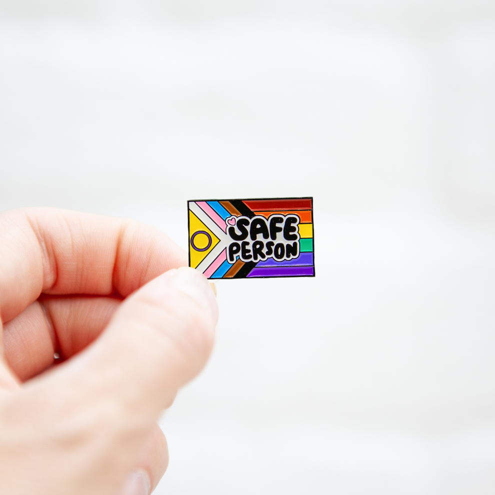 Safe Person Pin – Badgie